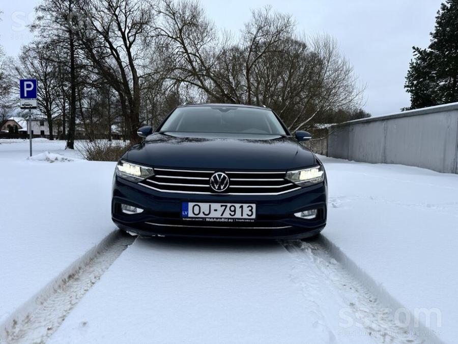 Blue Volkswagen Passat B8 2020 in Riga, with an engine capacity of 2.00 L and mileage of 190 thousand km for 15100 €, photo 6 on AUTOMOTO.COM.LV
