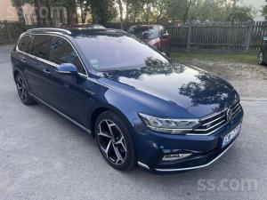 Zils Volkswagen Passat B8 2020 Rīga, ar dzinēja tilpumu 2.00 L un nobraukumu 179 tūkst. km par 19000 €, foto  vietnē AUTOMOTO.COM.LV