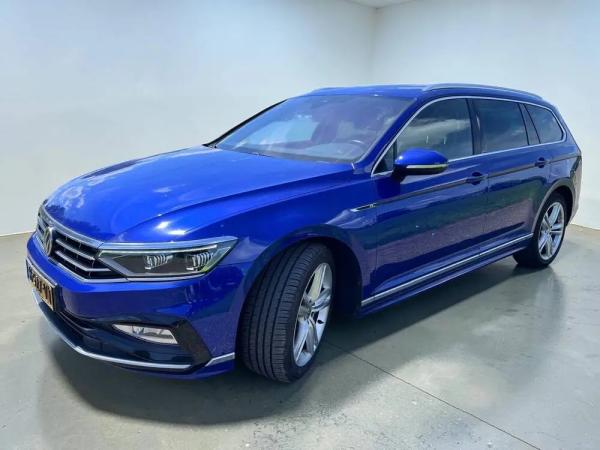 Zils Volkswagen Passat B8 2020 Jūrmala, ar dzinēja tilpumu 1.50 L un nobraukumu 186 tūkst. km par 16950 €, foto 3 vietnē AUTOMOTO.COM.LV