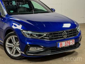 Blue Volkswagen Passat B8 2020 in Jurmala, with an engine capacity of 1.50 L and mileage of 186 thousand km for 16950 €, photo 4 on AUTOMOTO.COM.LV