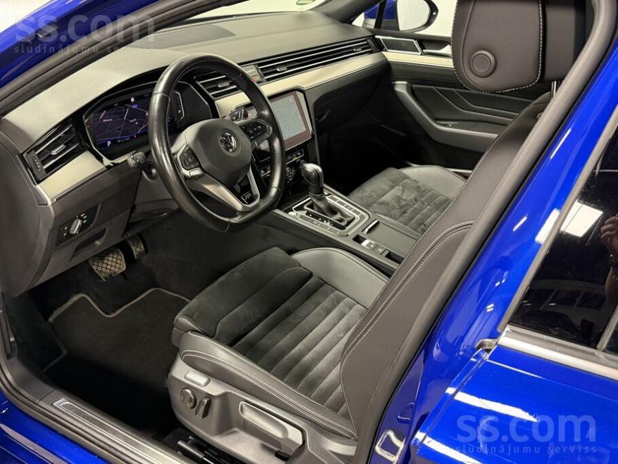 Blue Volkswagen Passat B8 2020 in Jurmala, with an engine capacity of 1.50 L and mileage of 186 thousand km for 16950 €, photo 15 on AUTOMOTO.COM.LV