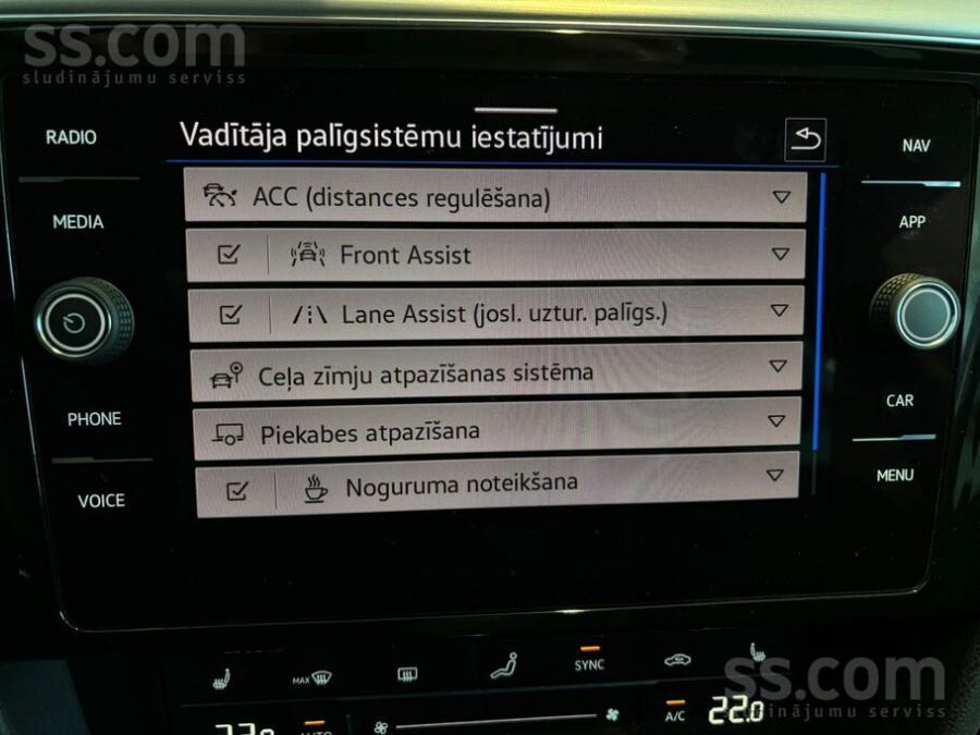 Синий Фольксваген Пассат Б8 2021 в Рига, объемом двигателя 2.00 л и пробегом 178 тыс. км за 16999 €, фото 14 на AUTOMOTO.COM.LV