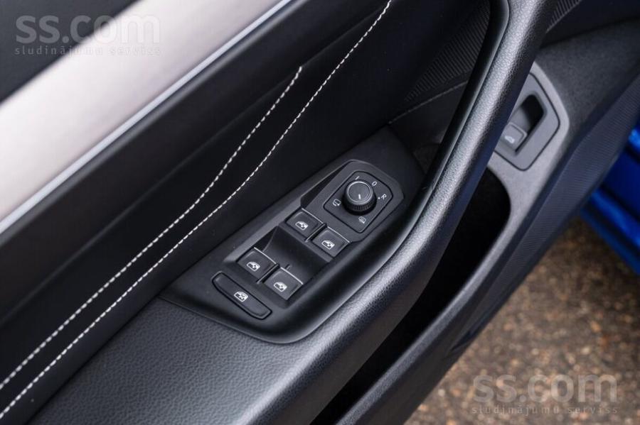 Zils Volkswagen Passat B8 2021 Rīga, ar dzinēja tilpumu 2.00 L un nobraukumu 162 tūkst. km par 19900 €, foto 20 vietnē AUTOMOTO.COM.LV
