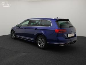Blue Volkswagen Passat B8 2022 in Vilnius, with an engine capacity of 2.00 L and mileage of 179 thousand km for 20299 €, photo 7 on AUTOMOTO.COM.LV