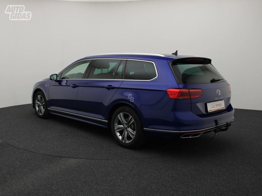 Blue Volkswagen Passat B8 2022 in Vilnius, with an engine capacity of 2.00 L and mileage of 179 thousand km for 20299 €, photo 7 on AUTOMOTO.COM.LV