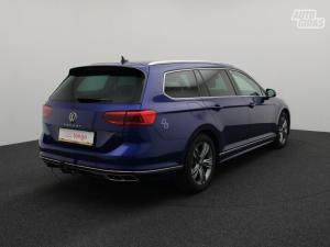 Blue Volkswagen Passat B8 2022 in Vilnius, with an engine capacity of 2.00 L and mileage of 179 thousand km for 20299 €, photo 8 on AUTOMOTO.COM.LV