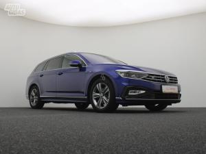 Blue Volkswagen Passat B8 2022 in Vilnius, with an engine capacity of 2.00 L and mileage of 179 thousand km for 20299 €, photo 11 on AUTOMOTO.COM.LV