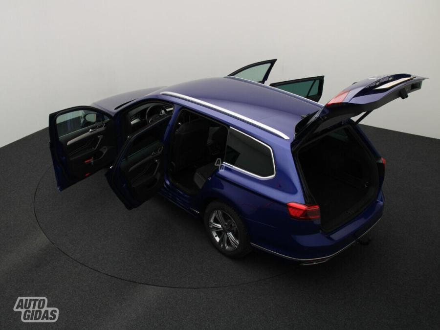 Blue Volkswagen Passat B8 2022 in Vilnius, with an engine capacity of 2.00 L and mileage of 179 thousand km for 20299 €, photo 13 on AUTOMOTO.COM.LV
