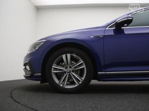 Blue Volkswagen Passat B8 2022 in Vilnius, with an engine capacity of 2.00 L and mileage of 179 thousand km for 20299 €, photo 28 on AUTOMOTO.COM.LV