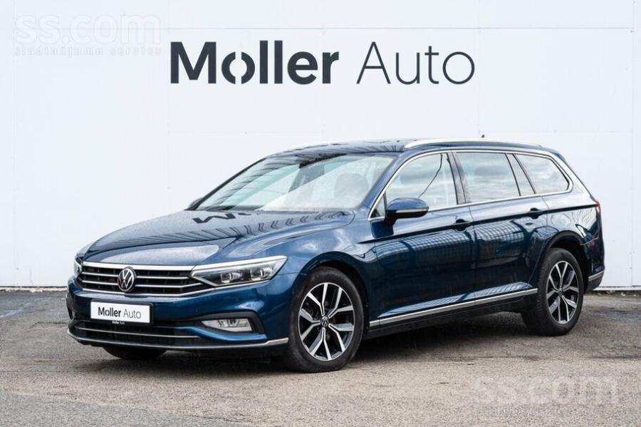 Blue Volkswagen Passat B8 2022 in Riga, with an engine capacity of 2.00 L and mileage of 117 thousand km for 22500 €, photo 1 on AUTOMOTO.COM.LV