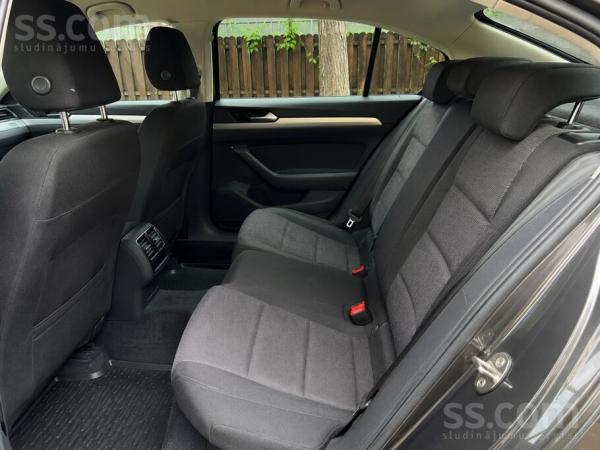 Brūns Volkswagen Passat B8 2015 Rīga, ar dzinēja tilpumu 1.40 L un nobraukumu 251 tūkst. km par 7700 €, foto 8 vietnē AUTOMOTO.COM.LV