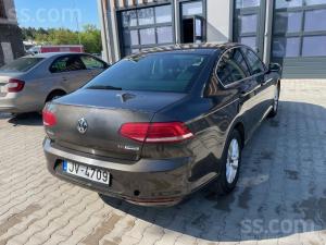 Brūns Volkswagen Passat B8 2015 Rīga, ar dzinēja tilpumu 1.40 L un nobraukumu 197 tūkst. km par 8800 €, foto 4 vietnē AUTOMOTO.COM.LV