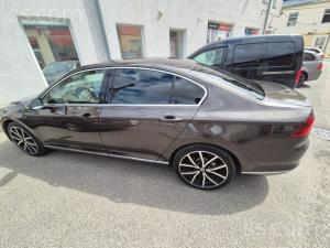Brūns Volkswagen Passat B8 2015 Rīga, ar dzinēja tilpumu 1.40 L un nobraukumu 146 tūkst. km par 9900 €, foto 7 vietnē AUTOMOTO.COM.LV
