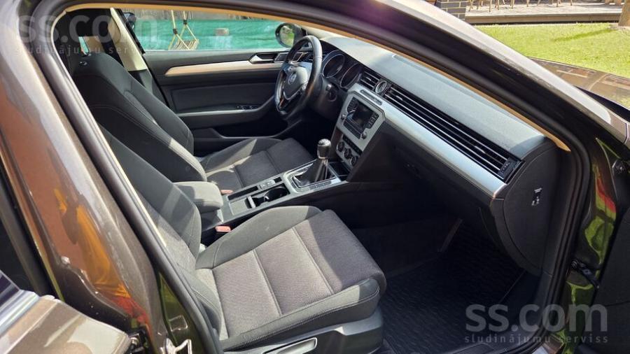 Brown Volkswagen Passat B8 2015 in Cesis, with an engine capacity of 1.40 L and mileage of 206 thousand km for 7950 €, photo 6 on AUTOMOTO.COM.LV