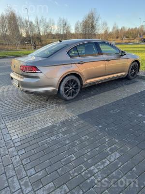 Brūns Volkswagen Passat B8 2016 Kuldīga, ar dzinēja tilpumu 1.60 L un nobraukumu 309 tūkst. km par 11321 €, foto 3 vietnē AUTOMOTO.COM.LV