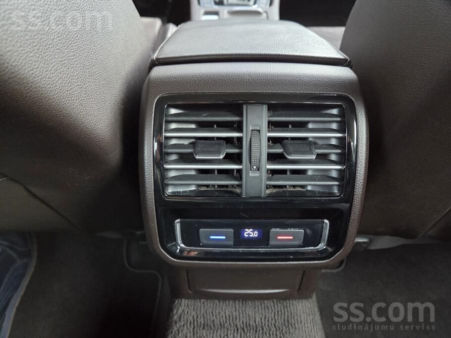 Brūns Volkswagen Passat B8 2016 Rīga, ar dzinēja tilpumu 2.00 L un nobraukumu 160 tūkst. km par 10500 €, foto 12 vietnē AUTOMOTO.COM.LV