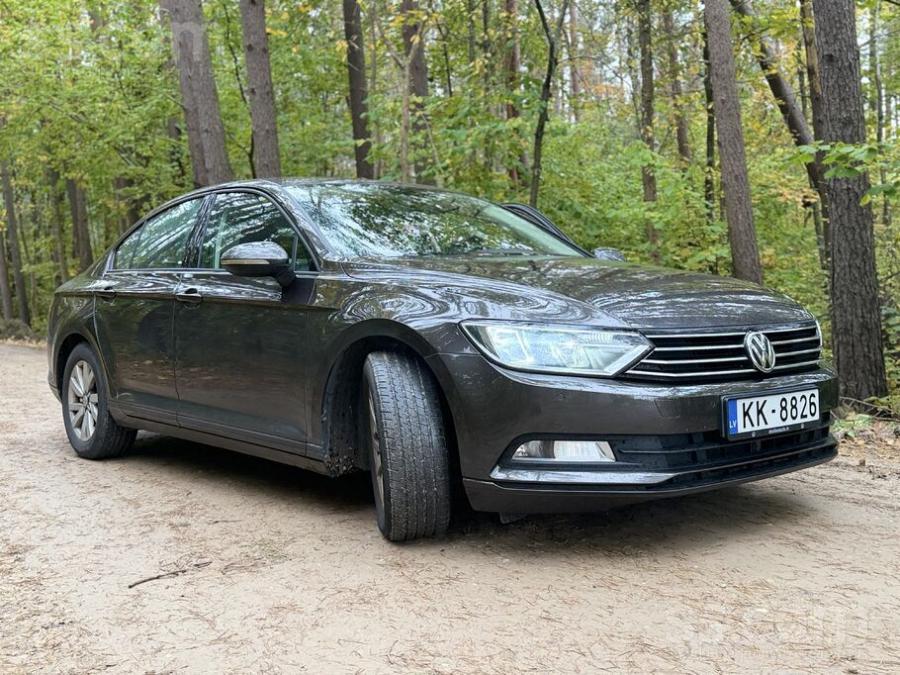 Brown Volkswagen Passat B8 2016 in Riga, with an engine capacity of 1.40 L and mileage of 173 thousand km for 9200 €, photo 5 on AUTOMOTO.COM.LV