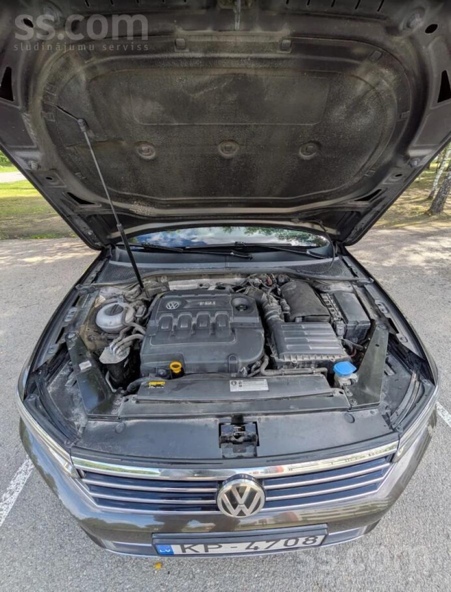 Brown Volkswagen Passat B8 2017 in Riga, with an engine capacity of 2.00 L and mileage of 275 thousand km for 11200 €, photo 12 on AUTOMOTO.COM.LV