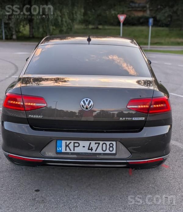 Brūns Volkswagen Passat B8 2017 Rīga, ar dzinēja tilpumu 2.00 L un nobraukumu 275 tūkst. km par 11000 €, foto 4 vietnē AUTOMOTO.COM.LV