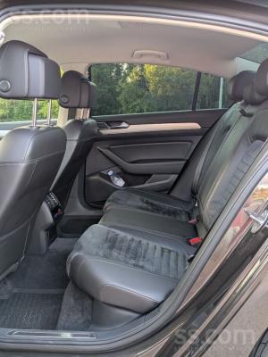 Brūns Volkswagen Passat B8 2017 Rīga, ar dzinēja tilpumu 2.00 L un nobraukumu 275 tūkst. km par 11000 €, foto 14 vietnē AUTOMOTO.COM.LV