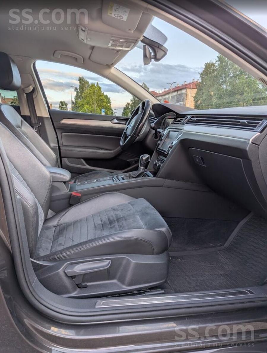 Brūns Volkswagen Passat B8 2017 Rīga, ar dzinēja tilpumu 2.00 L un nobraukumu 275 tūkst. km par 11000 €, foto 16 vietnē AUTOMOTO.COM.LV