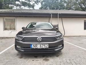 Brūns Volkswagen Passat B8 2017 Rīga, ar dzinēja tilpumu 2.00 L un nobraukumu 171 tūkst. km par 9500 €, foto 3 vietnē AUTOMOTO.COM.LV