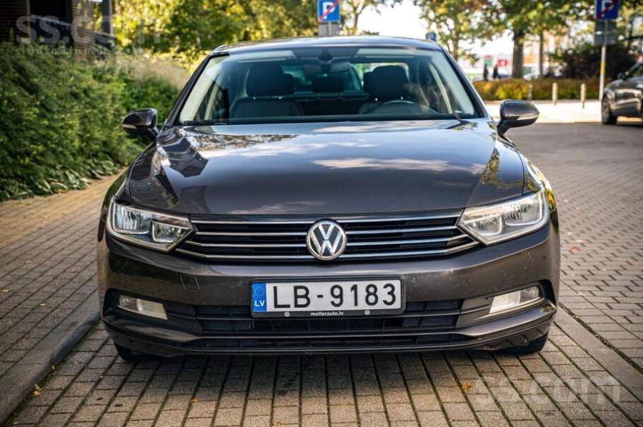 Brown Volkswagen Passat B8 2017 in Riga, with an engine capacity of 1.40 L and mileage of 254 thousand km for 7990 €, photo 3 on AUTOMOTO.COM.LV