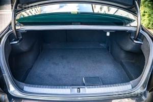 Brown Volkswagen Passat B8 2017 in Riga, with an engine capacity of 1.40 L and mileage of 254 thousand km for 7990 €, photo 20 on AUTOMOTO.COM.LV