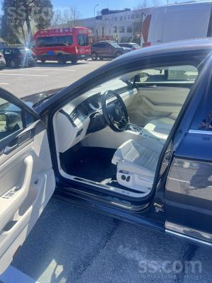 Brown Volkswagen Passat B8 2018 in Riga, with an engine capacity of 2.00 L and mileage of 109 thousand km for 13800 €, photo 4 on AUTOMOTO.COM.LV