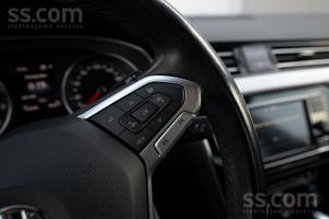 Brūns Volkswagen Passat B8 2020 Jelgava, ar dzinēja tilpumu 1.50 L un nobraukumu 133 tūkst. km par 15450 €, foto 17 vietnē AUTOMOTO.COM.LV