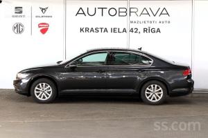 Brown Volkswagen Passat B8 2022 in Riga, with an engine capacity of 1.50 L and mileage of 83 thousand km for 18000 €, photo 5 on AUTOMOTO.COM.LV