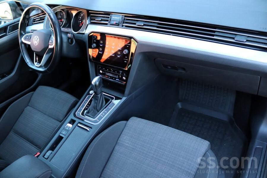 Brown Volkswagen Passat B8 2022 in Riga, with an engine capacity of 1.50 L and mileage of 83 thousand km for 18000 €, photo 25 on AUTOMOTO.COM.LV