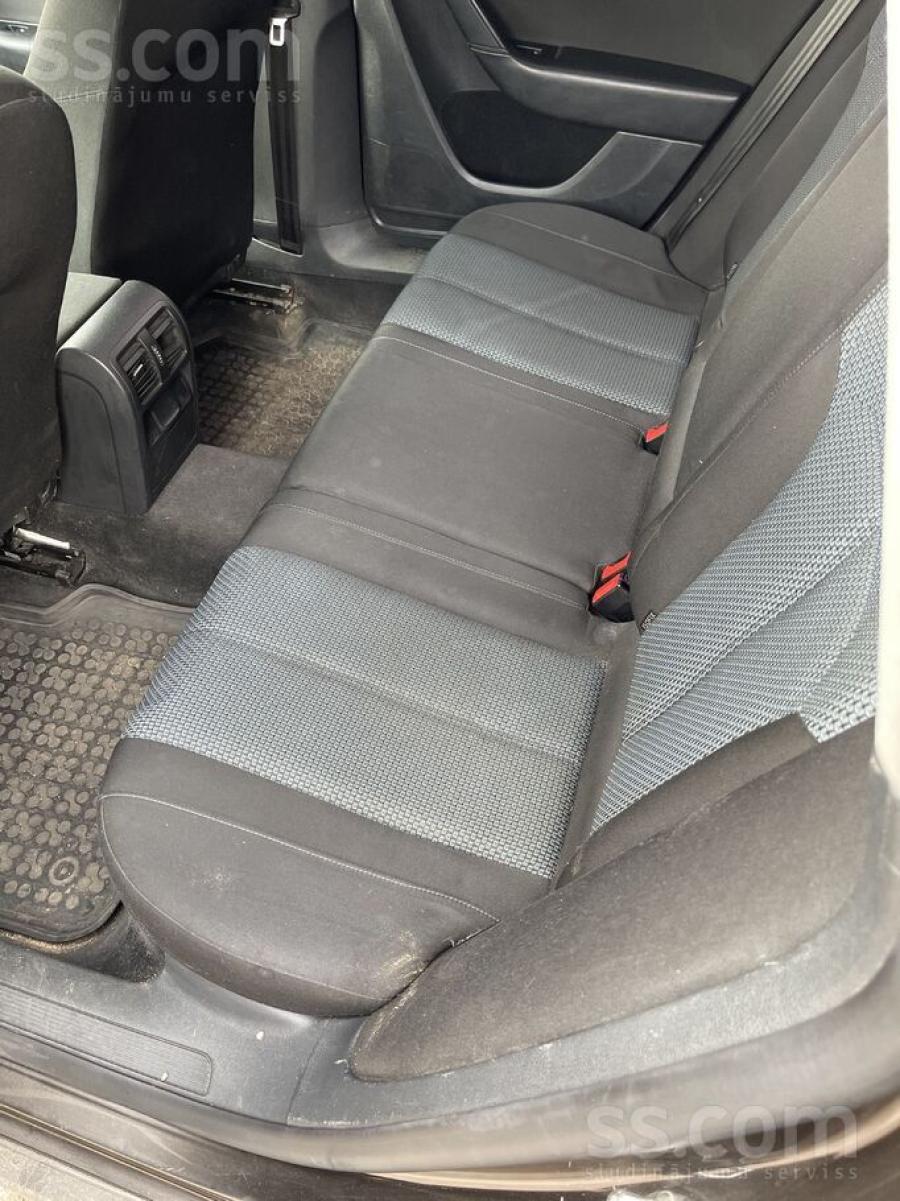 Brūns Volkswagen Passat B8 2012 Rīga, ar dzinēja tilpumu 1.60 L un nobraukumu 465 tūkst. km par 900 €, foto 7 vietnē AUTOMOTO.COM.LV