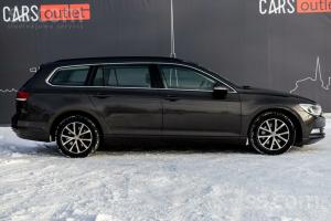 Brown Volkswagen Passat B8 2015 in Riga, with an engine capacity of 2.00 L and mileage of 223 thousand km for 9990 €, photo 4 on AUTOMOTO.COM.LV