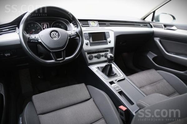Brown Volkswagen Passat B8 2015 in Riga, with an engine capacity of 1.40 L and mileage of 240 thousand km for 8495 €, photo 8 on AUTOMOTO.COM.LV