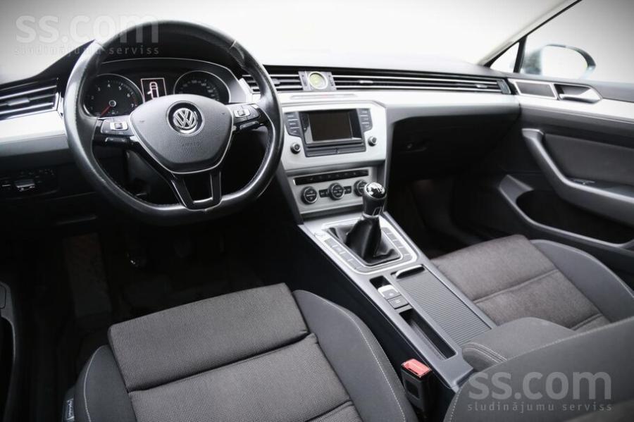 Brūns Volkswagen Passat B8 2015 Rīga, ar dzinēja tilpumu 1.40 L un nobraukumu 240 tūkst. km par 8495 €, foto 9 vietnē AUTOMOTO.COM.LV