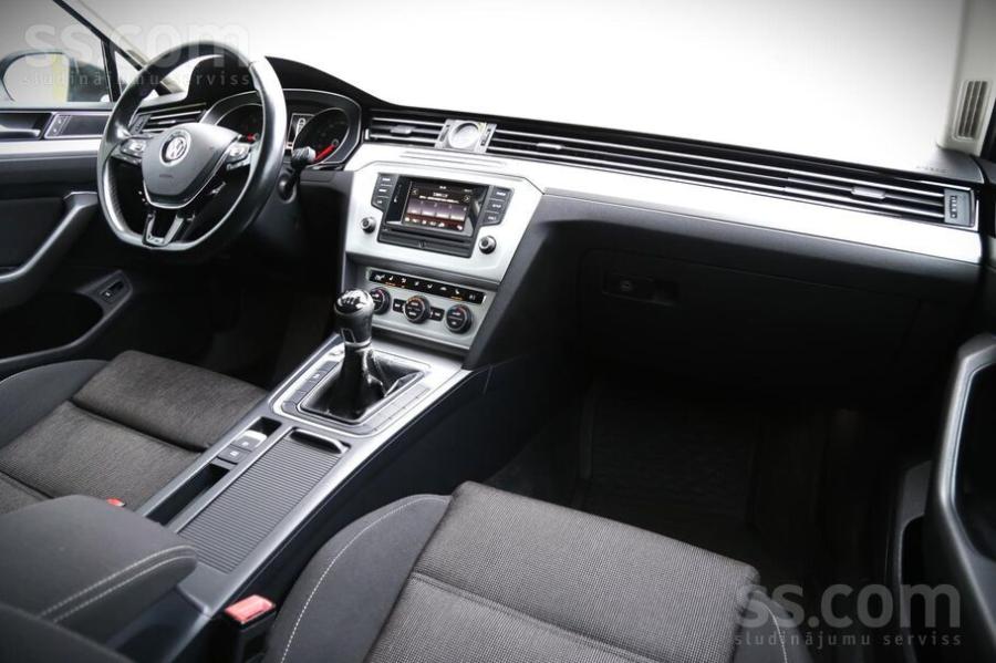 Brūns Volkswagen Passat B8 2015 Rīga, ar dzinēja tilpumu 1.40 L un nobraukumu 240 tūkst. km par 8495 €, foto 12 vietnē AUTOMOTO.COM.LV