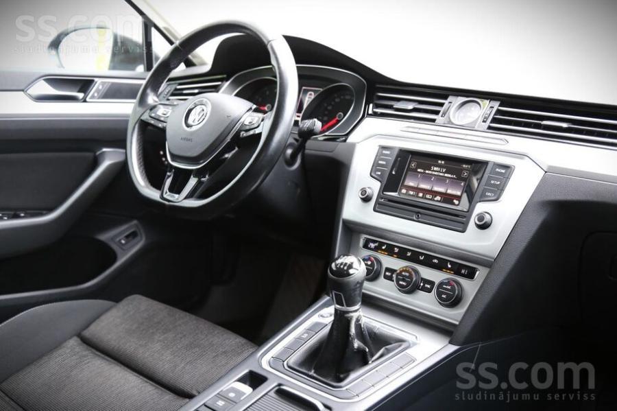 Brūns Volkswagen Passat B8 2015 Rīga, ar dzinēja tilpumu 1.40 L un nobraukumu 240 tūkst. km par 8495 €, foto 13 vietnē AUTOMOTO.COM.LV