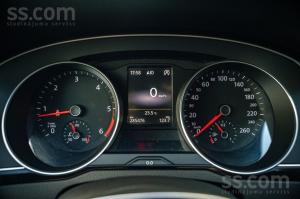 Brown Volkswagen Passat B8 2015 in Riga, with an engine capacity of 1.60 L and mileage of 286 thousand km for 5490 €, photo 16 on AUTOMOTO.COM.LV