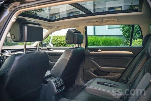 Brown Volkswagen Passat B8 2015 in Riga, with an engine capacity of 1.60 L and mileage of 312 thousand km for 6590 €, photo 9 on AUTOMOTO.COM.LV