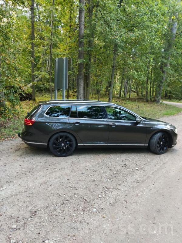 Brown Volkswagen Passat B8 2015 in Jelgava, with an engine capacity of 2.00 L and mileage of 276 thousand km for 10300 €, photo 4 on AUTOMOTO.COM.LV