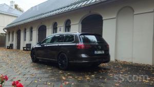 Brown Volkswagen Passat B8 2015 in Jelgava, with an engine capacity of 2.00 L and mileage of 278 thousand km for 9800 €, photo 6 on AUTOMOTO.COM.LV