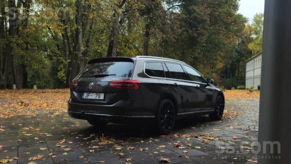 Brown Volkswagen Passat B8 2015 in Jelgava, with an engine capacity of 2.00 L and mileage of 278 thousand km for 9800 €, photo 8 on AUTOMOTO.COM.LV
