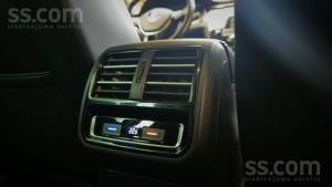 Brown Volkswagen Passat B8 2015 in Jelgava, with an engine capacity of 2.00 L and mileage of 278 thousand km for 9800 €, photo 18 on AUTOMOTO.COM.LV