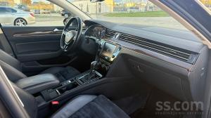 Brown Volkswagen Passat B8 2015 in Liepaja, with an engine capacity of 2.00 L and mileage of 244 thousand km for 11350 €, photo 25 on AUTOMOTO.COM.LV