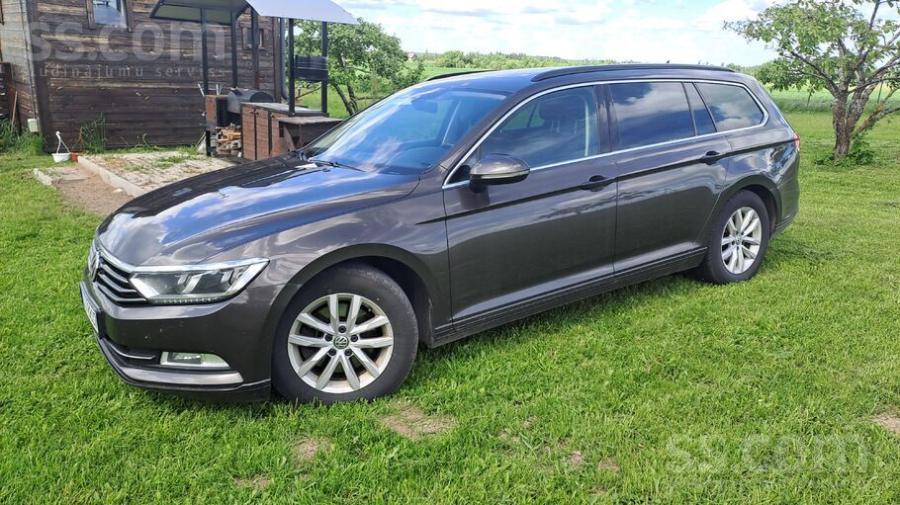 Brown Volkswagen Passat B8 2016 in Daugavpils, with an engine capacity of 2.00 L and mileage of 326 thousand km for 8750 €, photo 4 on AUTOMOTO.COM.LV