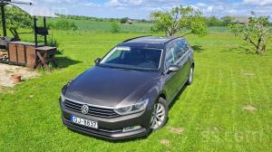 Brown Volkswagen Passat B8 2016 in Daugavpils, with an engine capacity of 2.00 L and mileage of 326 thousand km for 8750 €, photo 8 on AUTOMOTO.COM.LV