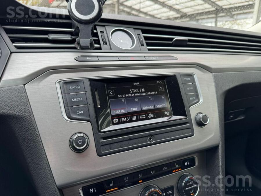 Brūns Volkswagen Passat B8 2016 Rīga, ar dzinēja tilpumu 1.40 L un nobraukumu 275 tūkst. km par 8900 €, foto 11 vietnē AUTOMOTO.COM.LV
