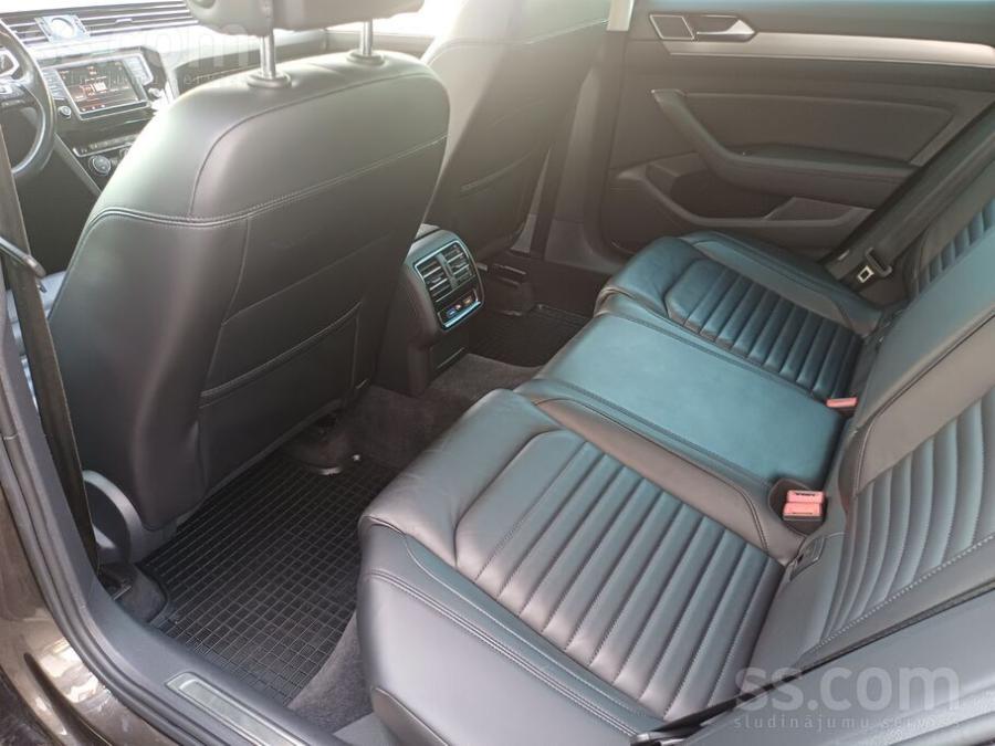 Brūns Volkswagen Passat B8 2016 Valmiera, ar dzinēja tilpumu 2.00 L un nobraukumu 239 tūkst. km par 11900 €, foto 12 vietnē AUTOMOTO.COM.LV