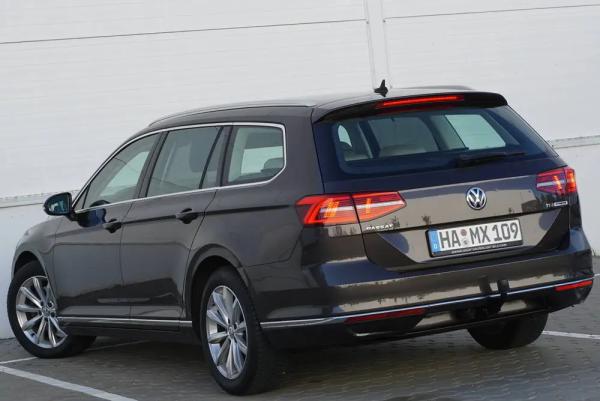 Brown Volkswagen Passat B8 2016 in Riga, with an engine capacity of 1.60 L and mileage of 235 thousand km for 8900 €, photo 9 on AUTOMOTO.COM.LV